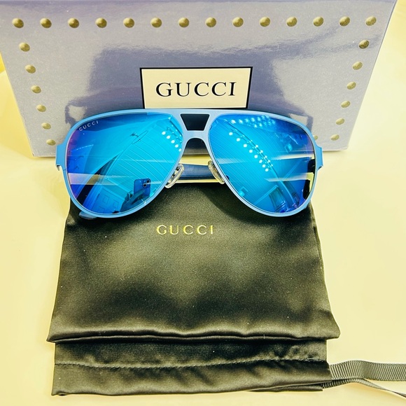 Gucci | Accessories | Gucci Unisex Blue Mirror Aviator Sunglasses ...